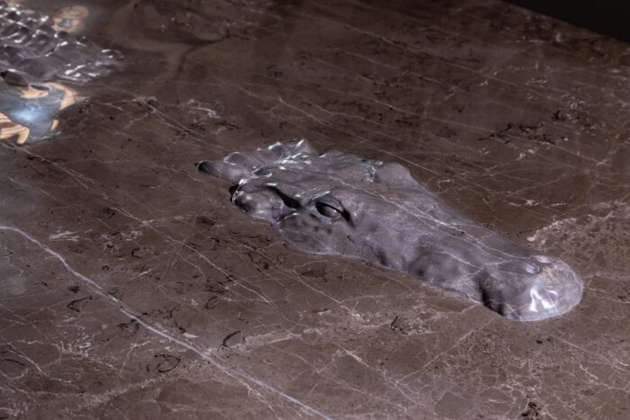 Alligator dining table - Elite Stone